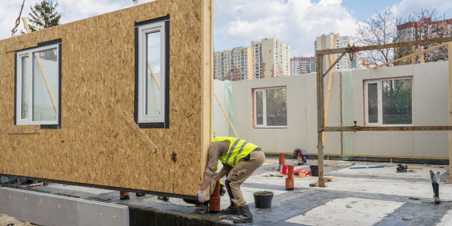 What are the Cost Benefits of Modular vs Traditional Construction?